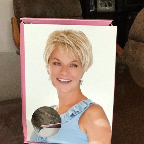 Hair | Tony Brattain Wig Never Been Worn | Poshmark